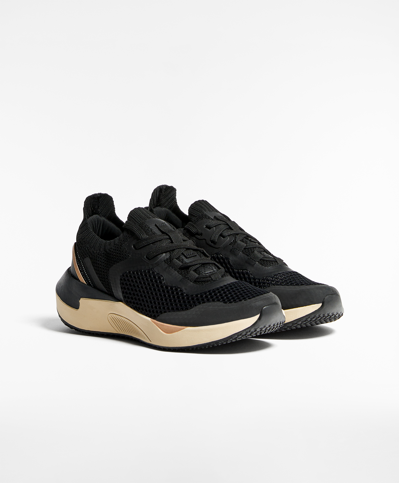 U-RUN-STB trainers | OYSHO Thailand