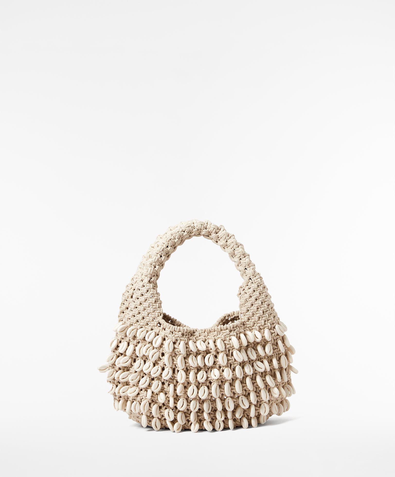 Shell handbag with handle | OYSHO United Kingdom