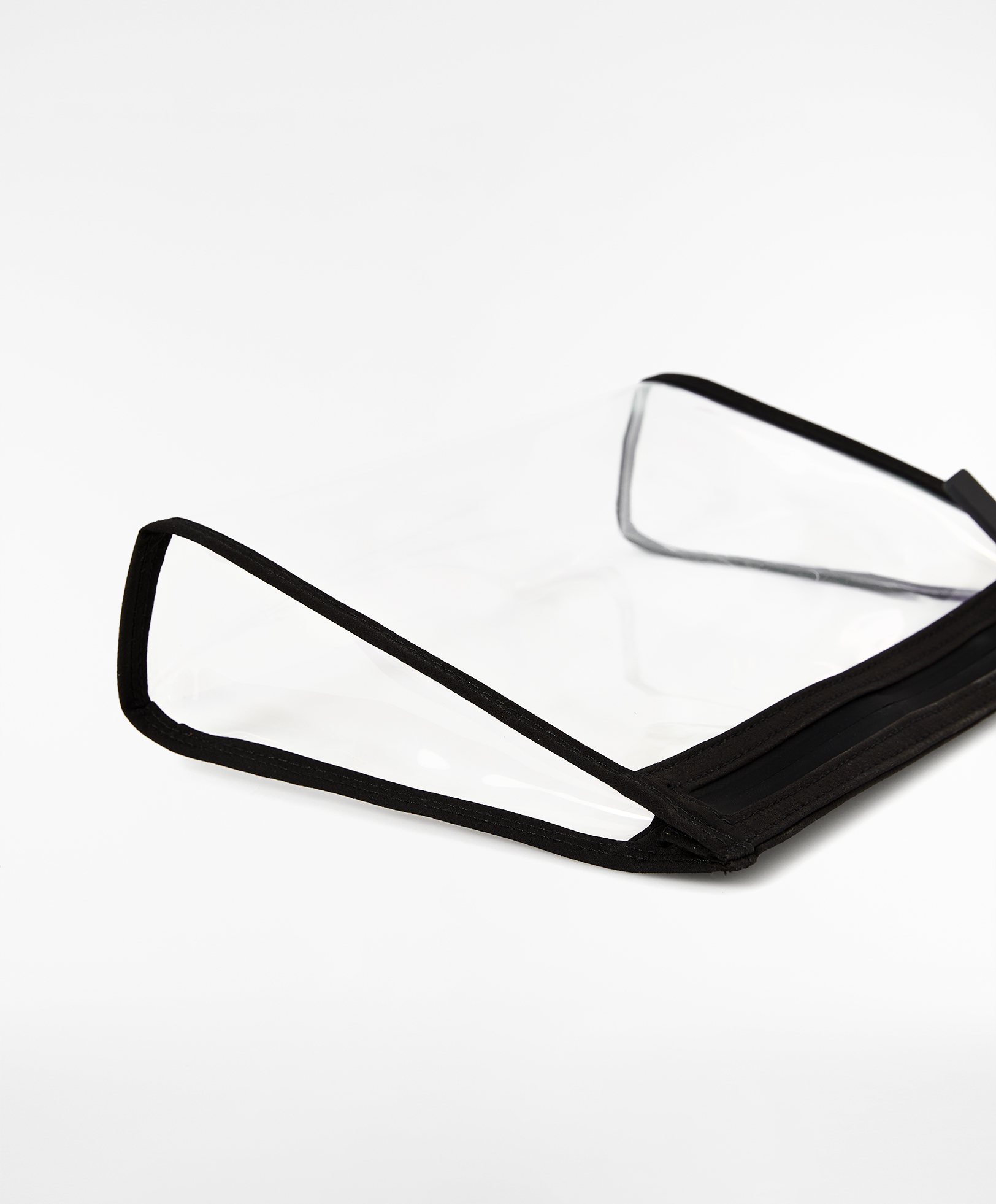 Transparent toiletry bag | OYSHO المملكة العربية السعودية