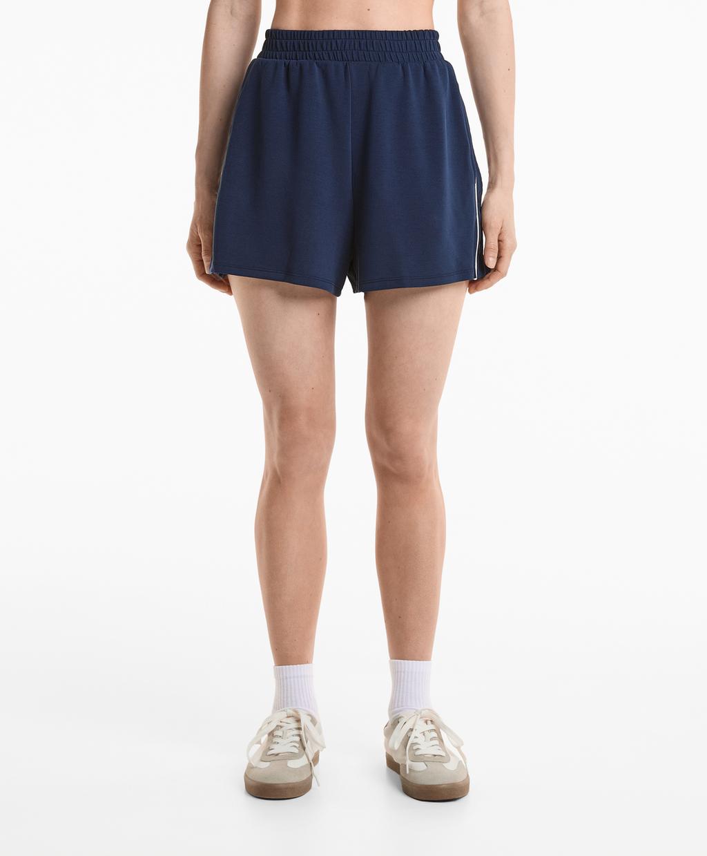 Short con botones Soft Touch con Modal. | OYSHO United States