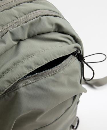 13-litre technical backpack | OYSHO United Kingdom | Sale