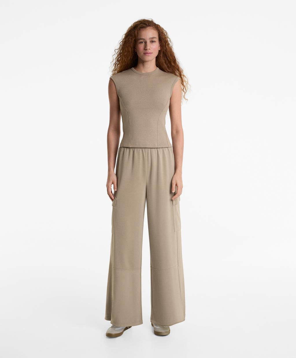 Cargo trousers with soft-touch modal | OYSHO España