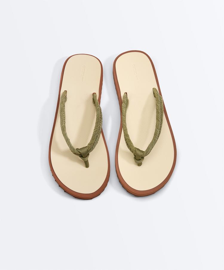 Braided rope beachwear sandals | OYSHO Qatar