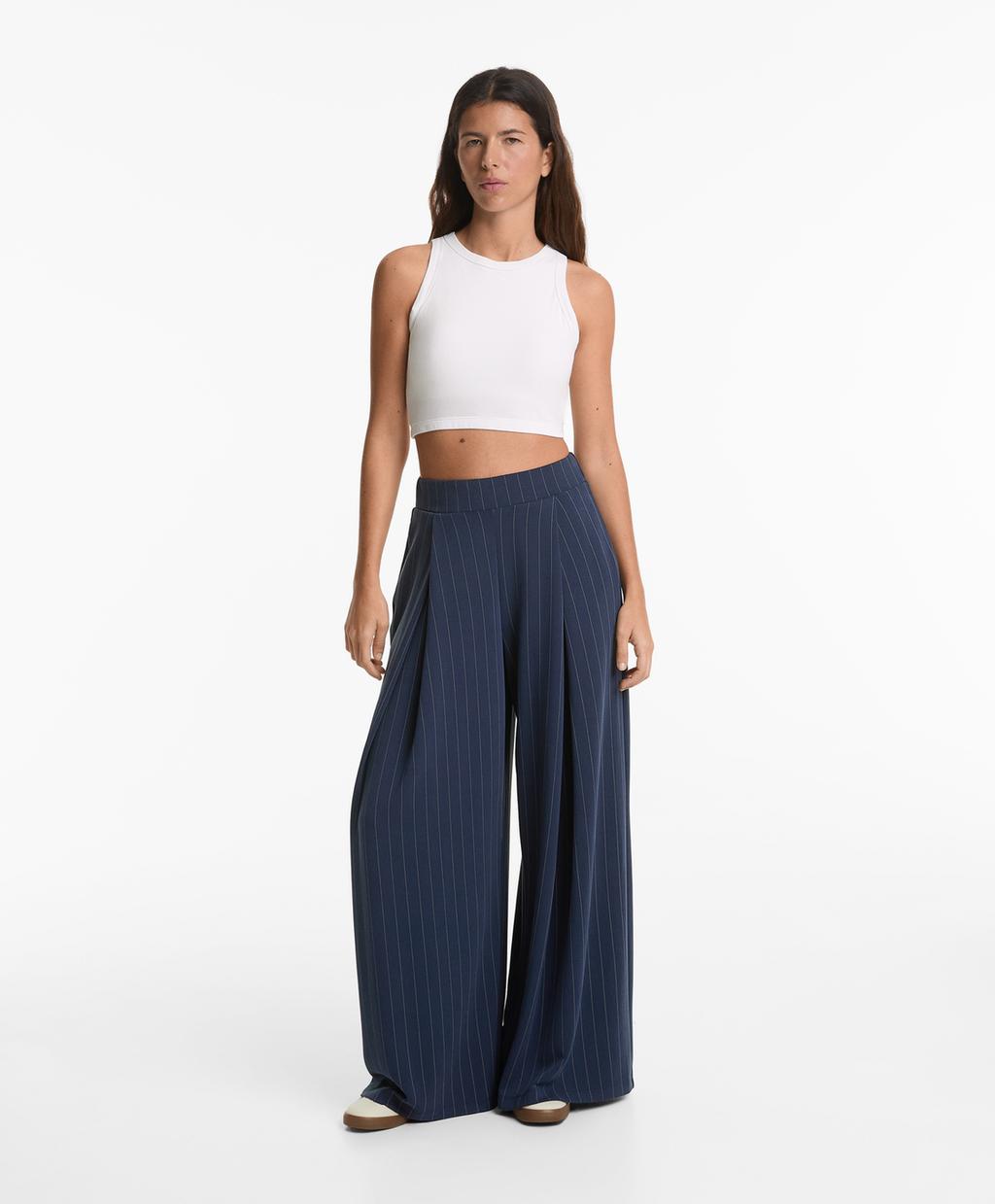 Soft-touch wide-leg pinstripe trousers with modal | OYSHO Ελλάδα