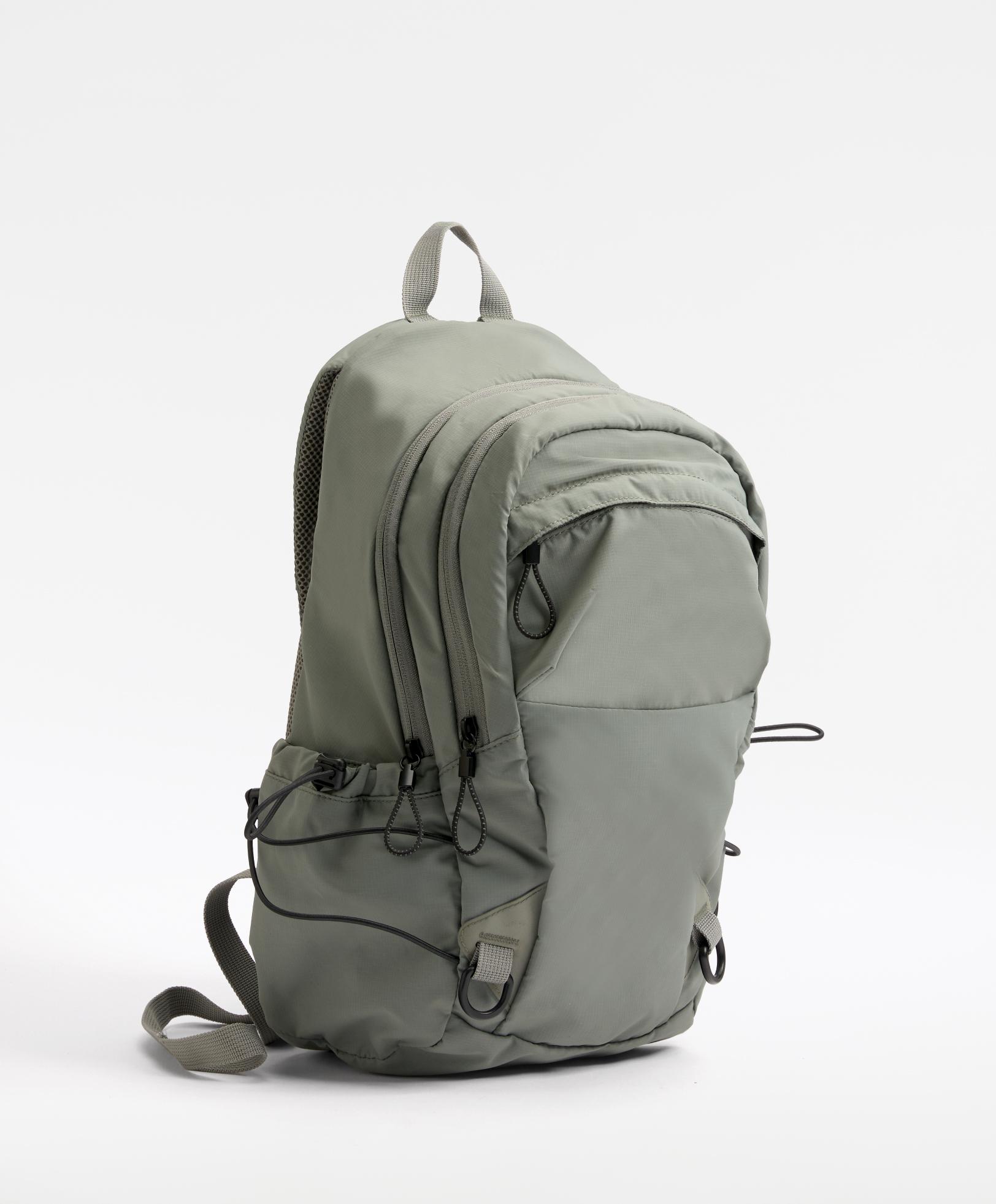13-litre technical backpack | OYSHO United Kingdom | Sale