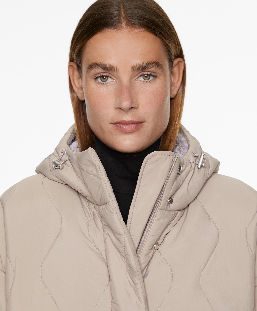 Wattierte wasserabweisende FELLEX® Jacke mit AEROGEL | OYSHO Österreich