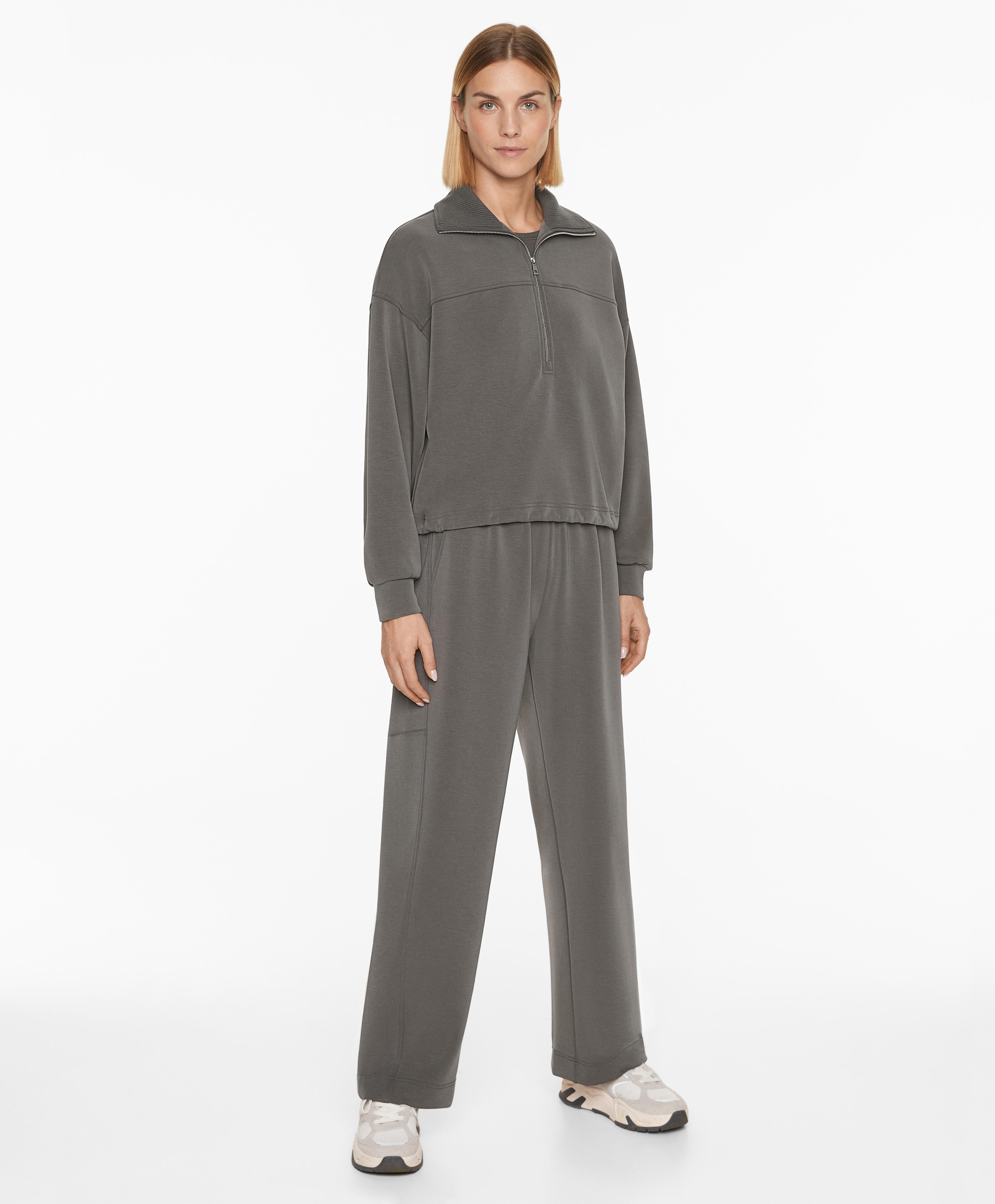 طقم رياضي مستقيم رمادي بجزء داخلي ممشط | OYSHO Kuwait