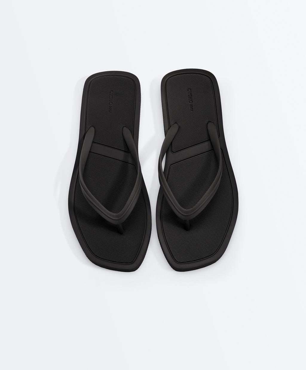 Embossed beach sandals | OYSHO United Kingdom